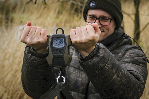 AVID CARP | Digital Scales | Total Carp